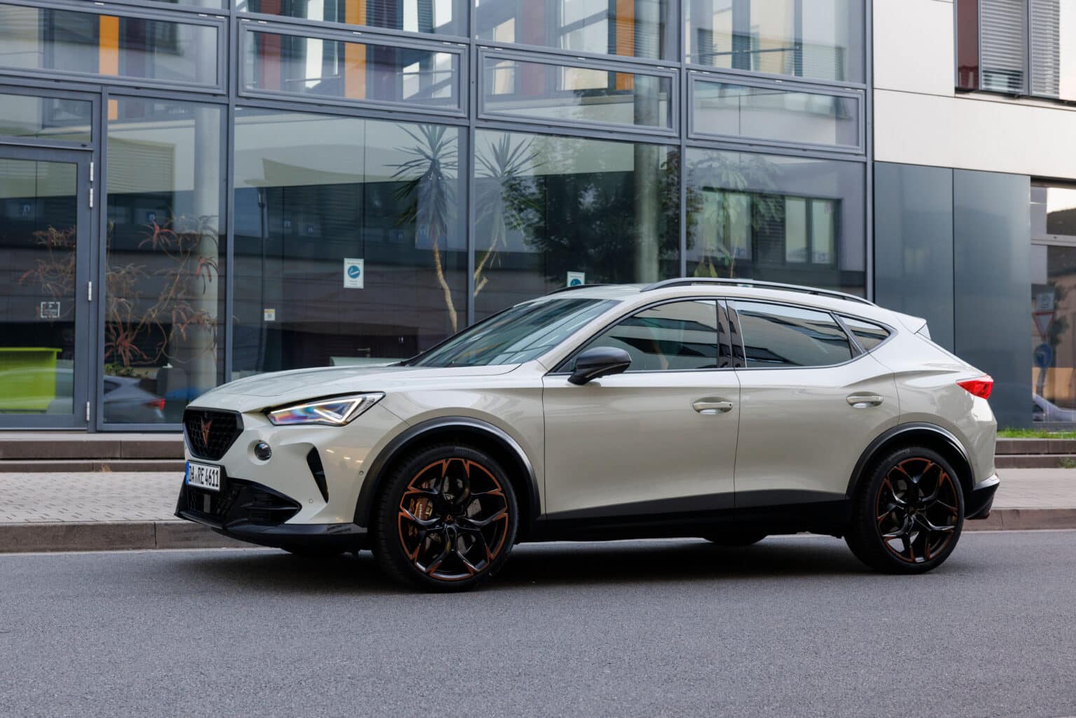 Cupra Formentor Leasing für 129 Euro im Monat netto - sparneuwagen.de