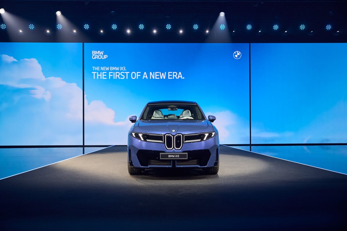 BMW iX3: Erstes Neue-Klasse-Modell mit 800V-Technik enthüllt